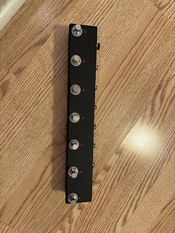 Loop Switcher 7 Channel | Reverb