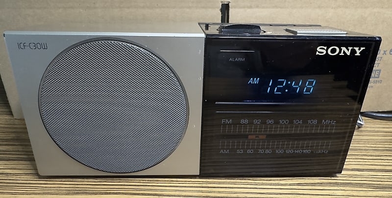 Sony ICF-C30W Dream Machine FM/AM Digital Clock Radio – Fully | Reverb