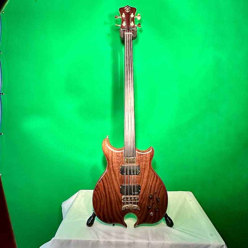 Alembic Custom Fretless 4 String Bass Guitar 1998 | Reverb
