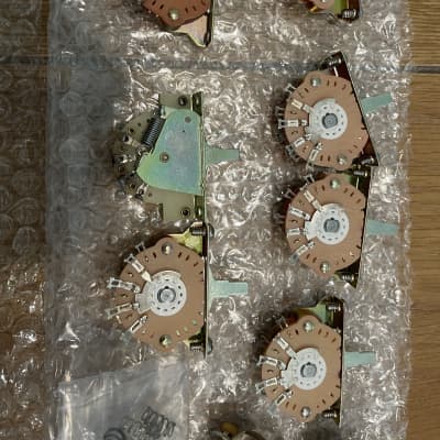 CTS Potentiometers, Oak Grisby Selector switch Guitar | Reverb