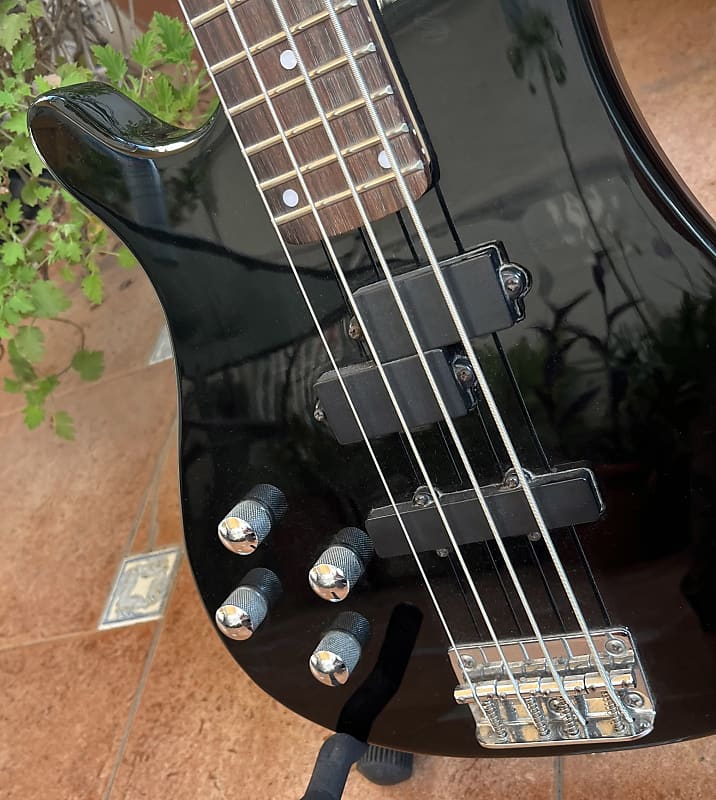 Vision - Left handed bass - For beginners | Reverb The Netherlands