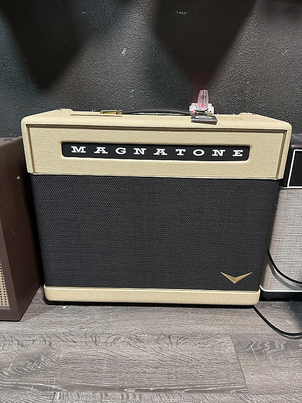 Magnatone M80 Super Fifty-nine combo 2022 - Buff Gold | Reverb