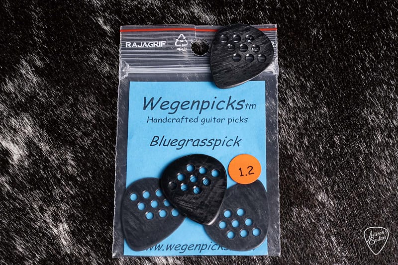 Wegenpicks Bluegrass Pick 1.2 mm Set of 4 in Black | Reverb