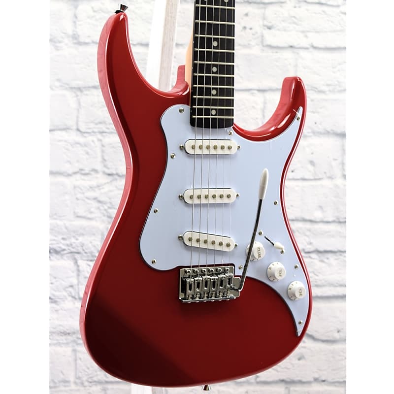 AXL Headliner Stratocaster - Red | Reverb