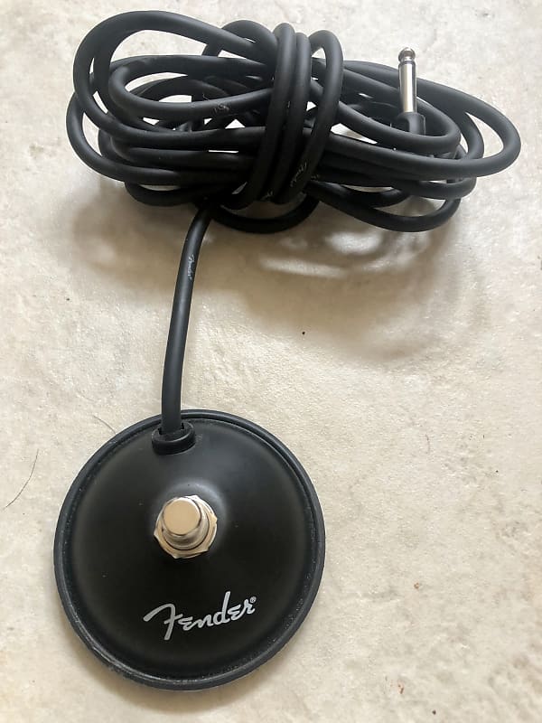 Fender 1-Button Footswitch for Mustang and Blues Junior Amps | Reverb