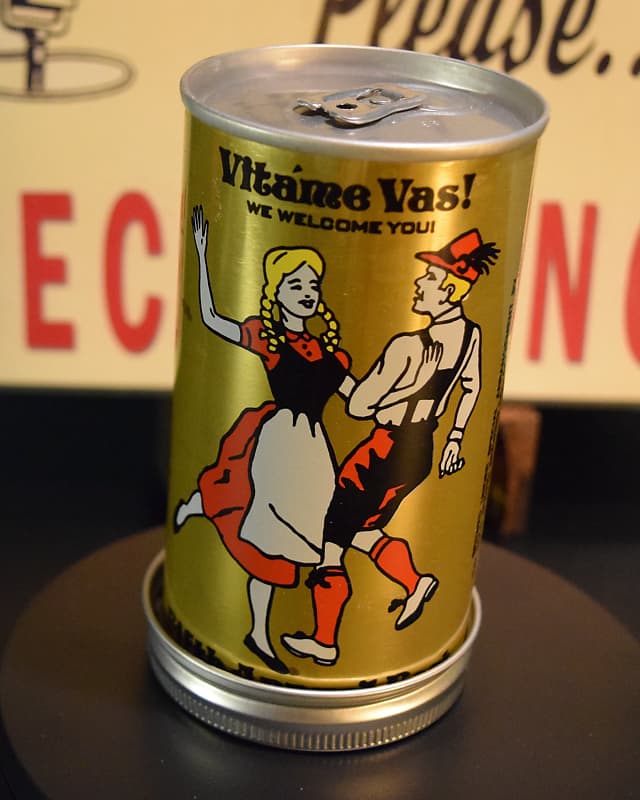 Lo Fi Beer Can Microphone - Iowa Czech Fest Dancers | Reverb