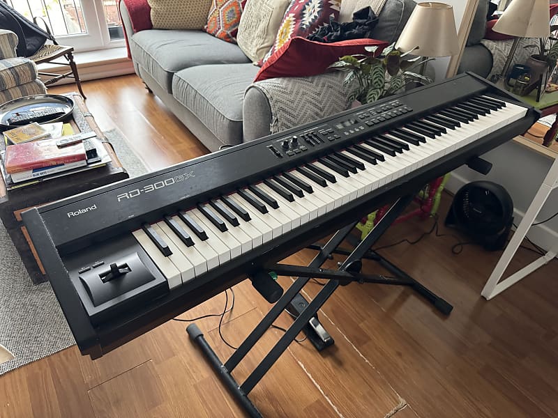 Roland RD-300GX 88-Key Digital Stage Piano 2008 - 2011 - | Reverb UK