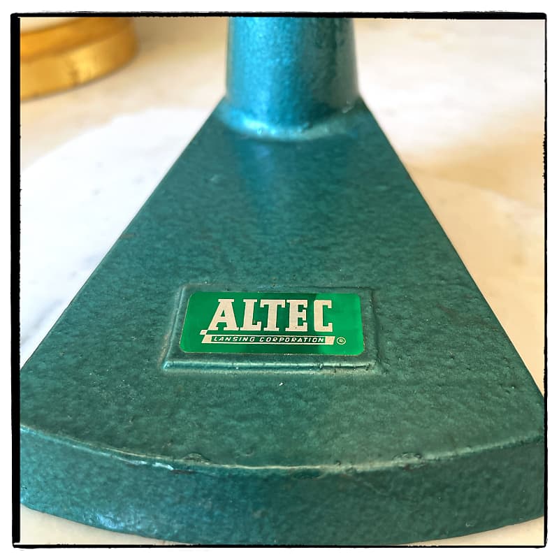 Altec 661B Dynamic Microphone WITH Stand - Altec Green | Reverb