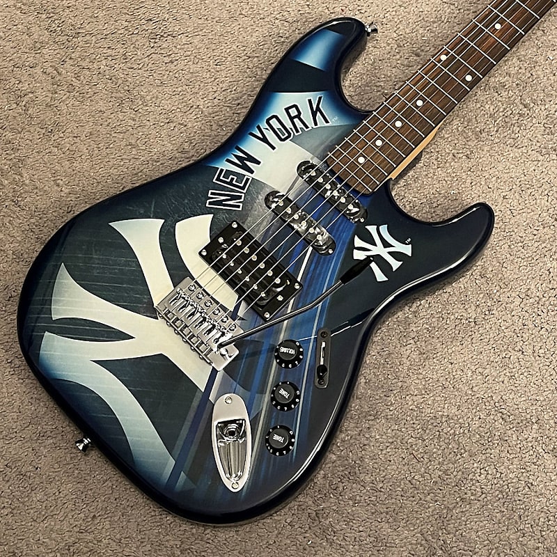 NY YANKEES Electric Guitar - MLB Baseball New York - PEAVEY | Reverb