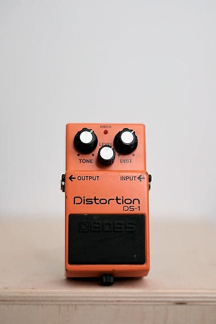 Boss DS-1 Distortion | Reverb