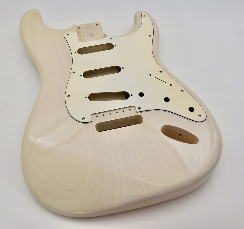 3lbs 6oz BloomDoom Nitro Lacquer Aged Relic Blonde S-Style | Reverb