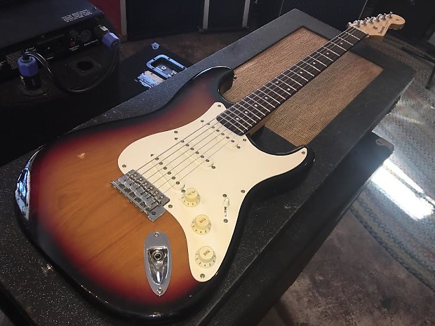 Fernandes The Function Stratocaster 1980s 3 Tone Sunburst ON | Reverb