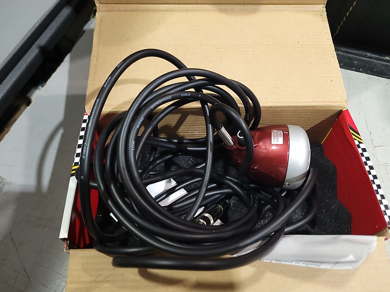 Digital Reference DRHM1 Red Howler Pro Harmonica Mic | Reverb