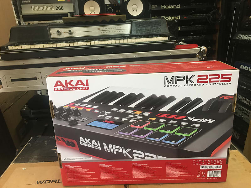 Akai MPK225 MIDI Keyboard Controller 25 key /USB MPK 225 in | Reverb