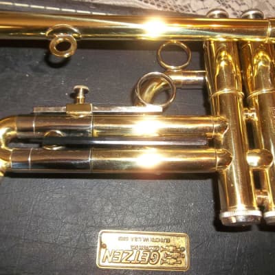 Getzen "Capri" Herald Trumpet with Case and Banner | Reverb