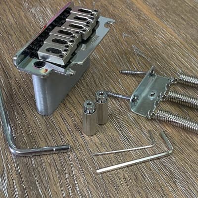 Wilkinson 2 Point Bridge Tremolo System in Chrome | Reverb