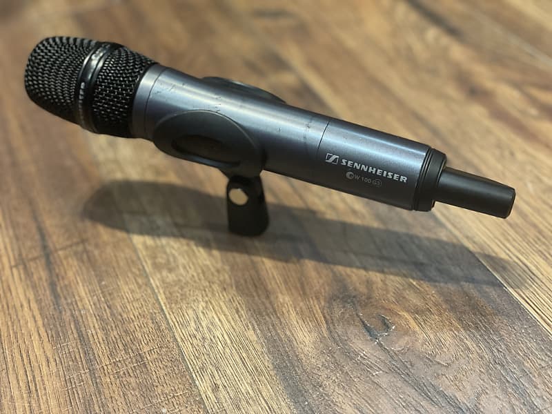Sennheiser EW 100 G3 e835 Wireless Microphone with Stand | Reverb