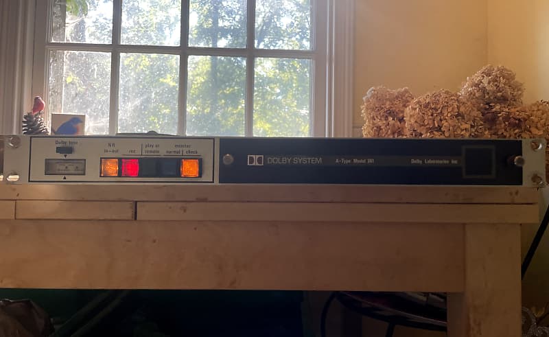 Dolby 361 1976 - silver | Reverb UK