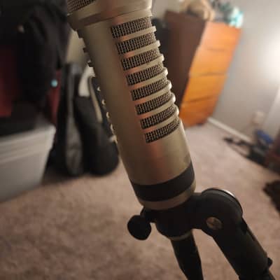 EV Electro Voice RE27N/D Broadcast Announcer Microphone w/ | Reverb