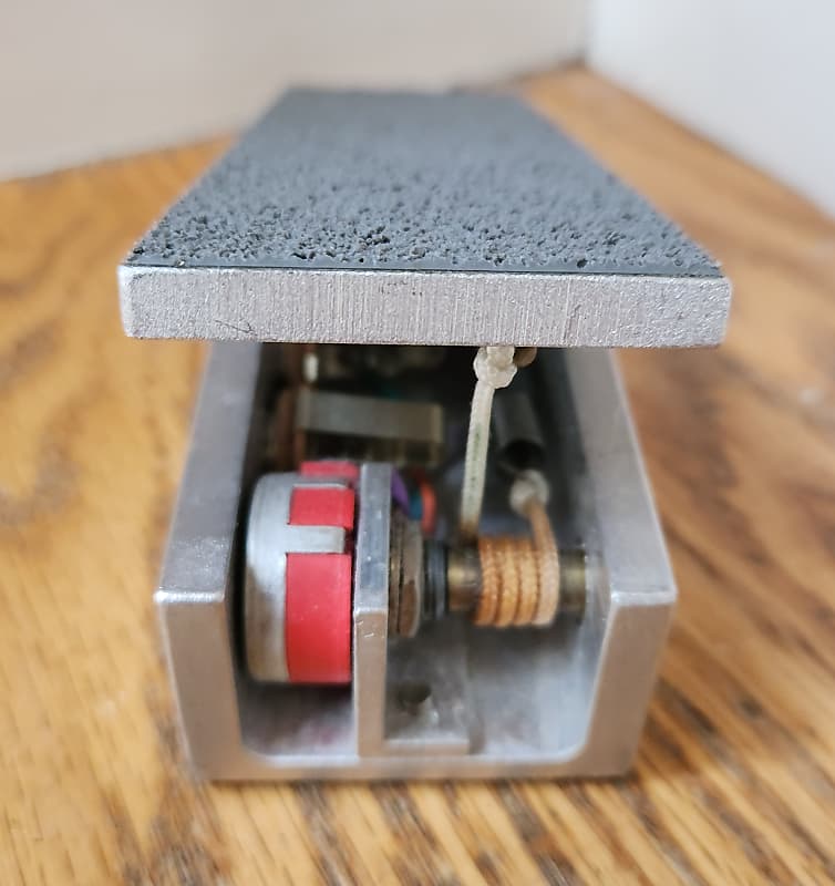 Moyo mini volume pedal, superb condition Free Priority | Reverb