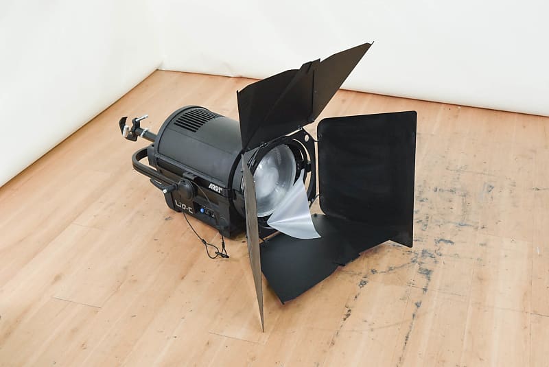 ARRI L10-C Color LED Pole-Operated Fresnel (NO POWER SUPPLY) | Reverb