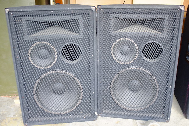 Carvin TR1503 PA Speakers | Reverb