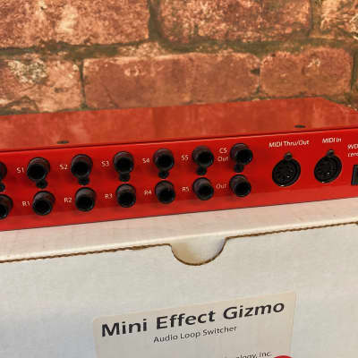 RJM Music Technology Mini Effect Gizmo - Effects Pedal Loop | Reverb