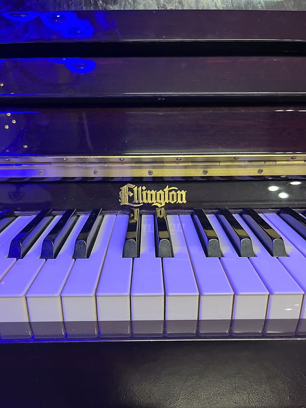 Ellington Console piano 2005 - Black | Reverb