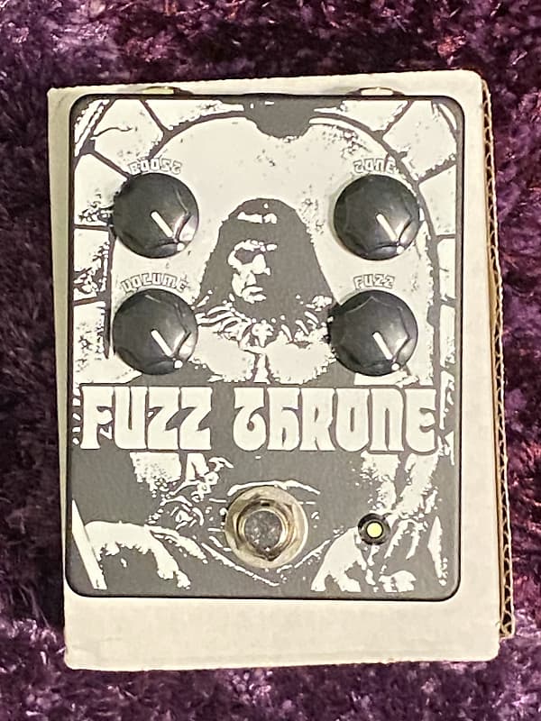 Magic Pedals Fuzz Throne | Reverb