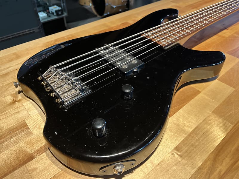 Fernandes Tremor 5 String Bass | Reverb