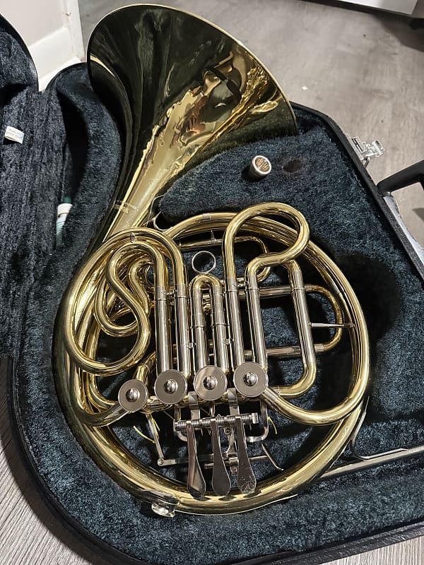Yamaha YHR-567 Intermediate Double French Horn - Lacquered | Reverb