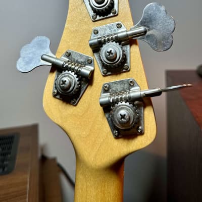 Vintage Music Man Stingray 1982 White | Reverb