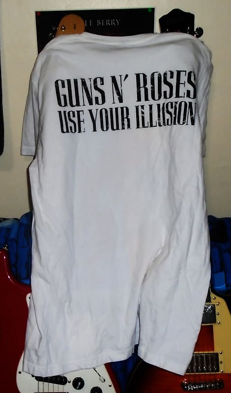 guns n roses use your illusion new official M tee - axel | Reverb