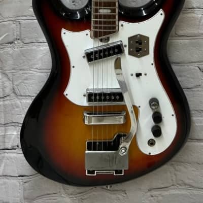 Vintage 1968 Silvertone Model 319.14409 Electric Guitar Vintage 1968 Silvertone Model 319.14409 Electric Guitar