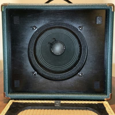 Nerby 10" Speaker Cabinet 2019 - Emerald, Green Tolex | Reverb