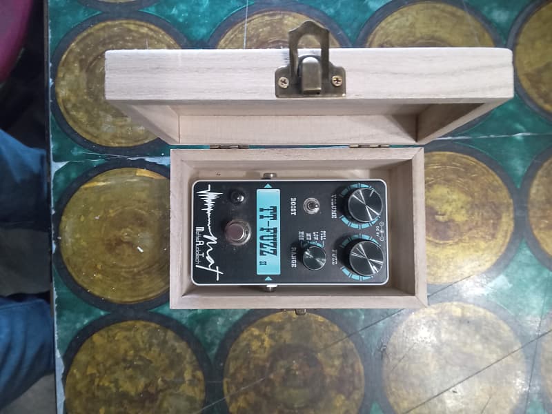Mathis audio tech TT-Fuzz 2020 - Fait main | Reverb
