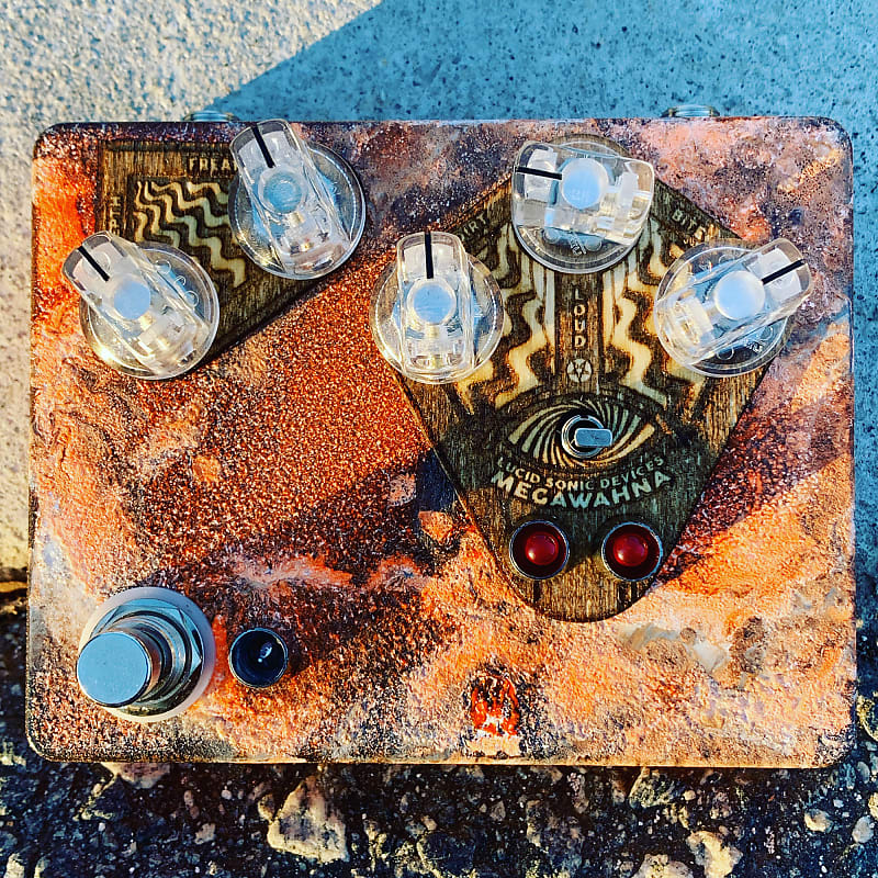 Lucid Sonic Devices Megawahna Envelope Filtered Fuzz Device | Reverb