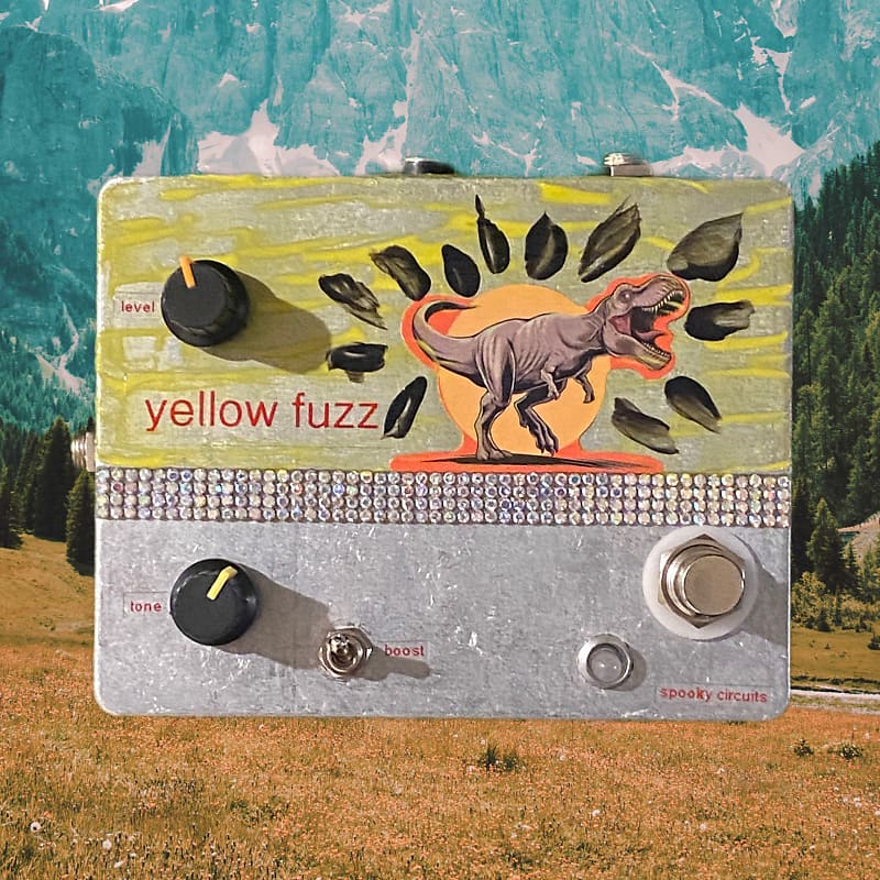 Spooky Circuits - Yellow Fuzz | Reverb