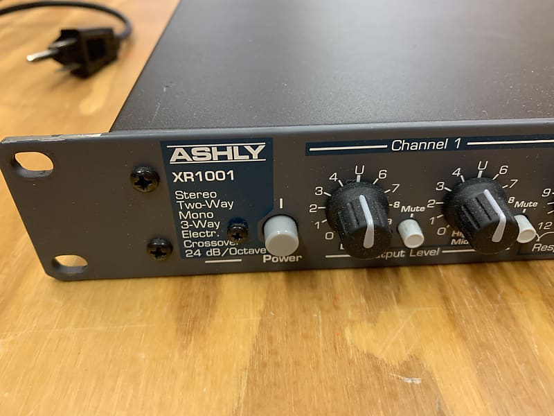 Ashly XR1001 analog mono 3-way/stereo 2-way crossover | Reverb