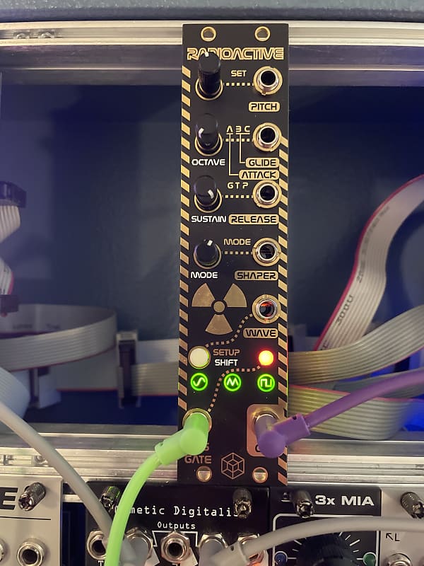 Tesseract Modular Radioactive Digital Oscillator | Reverb