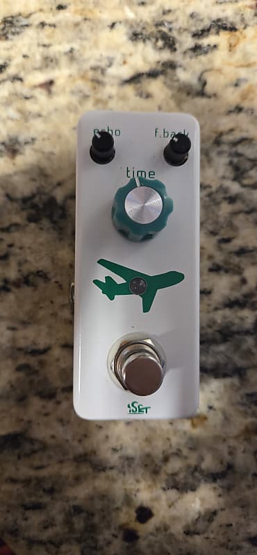 ISET Jet Delay 2022 - White wirh Green Jet Green time knob. | Reverb