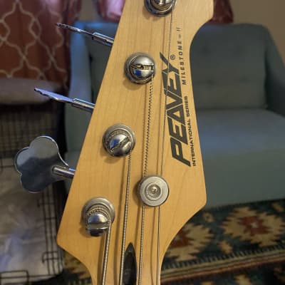 Peavey Milestone II bass 2016 - Blue | Reverb