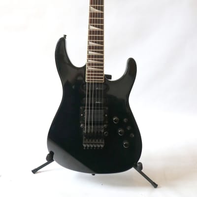 CHARVEL MODEL 6 electric guitars