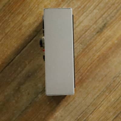 Behringer Ultra-DI D120 Silver | Reverb