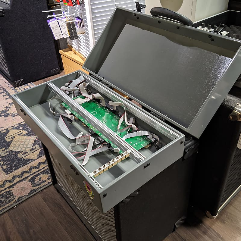 Control/Make Noise Eurorack Case - 6U 104hp - Grey | Reverb