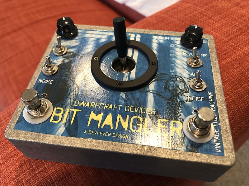 Dwarfcraft Devices / Devi Ever : FX Bit Mangler | Reverb