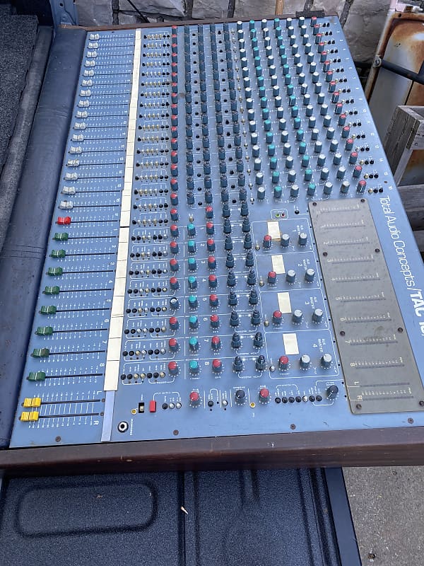 AMEK Total Audio Concepts TAC 16/8/2 Blue | Reverb