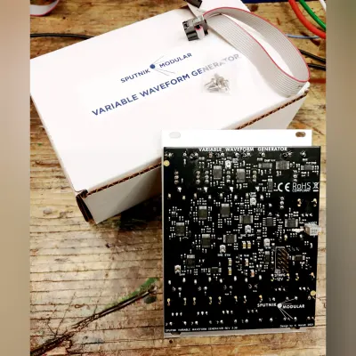 Sputnik Modular Variable Waveform Generator | Reverb