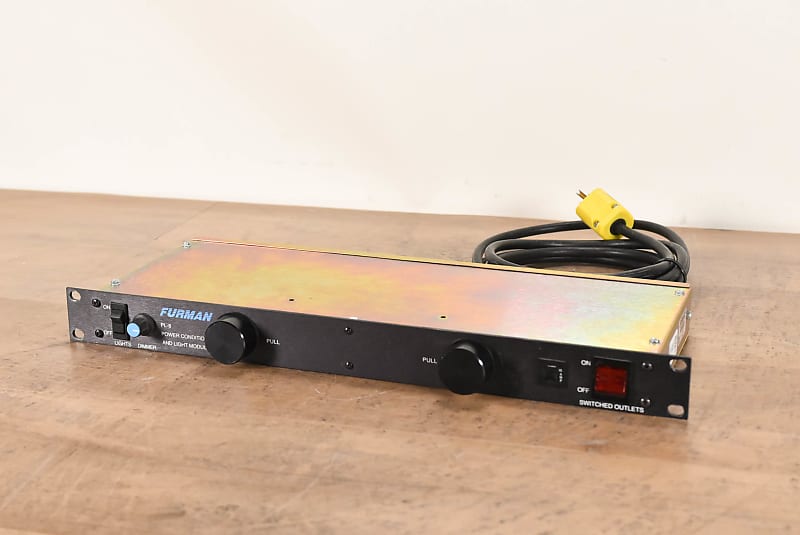 Furman PL-8 120v 15 Amp Power Conditioner (church owned) | Reverb