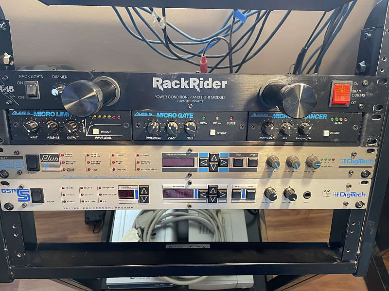 Furman Rack Rider RR-15 Power Conditioner and Light Module | Reverb